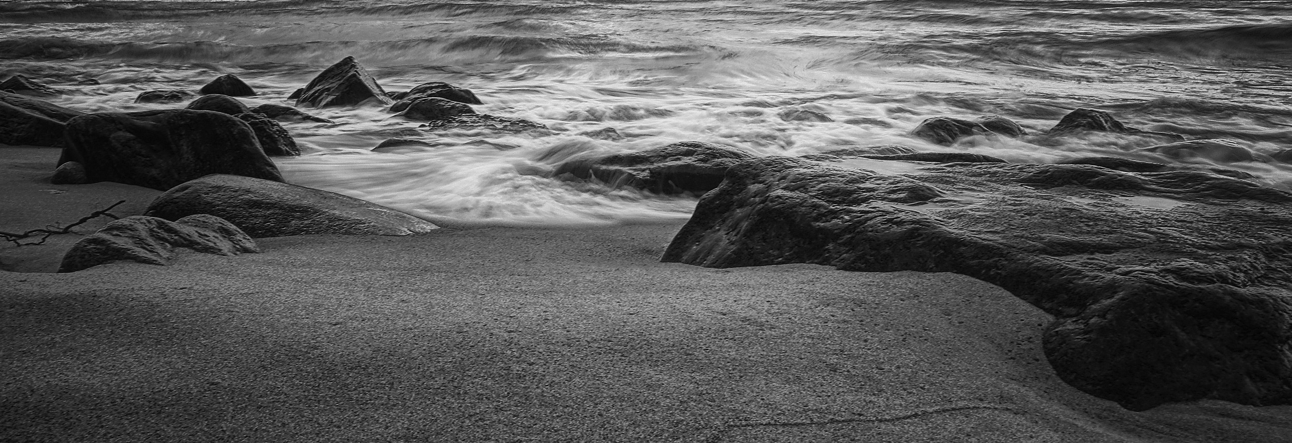 Greyscale Beach with Cloudy Skies - iformuk - beach huts- RNLI huts poole